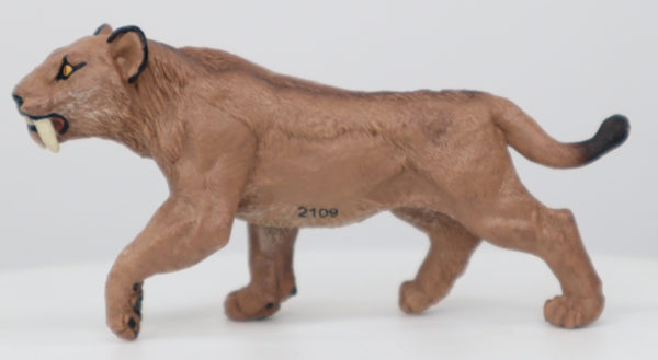 Papo Young Smilodon Model Reviewed